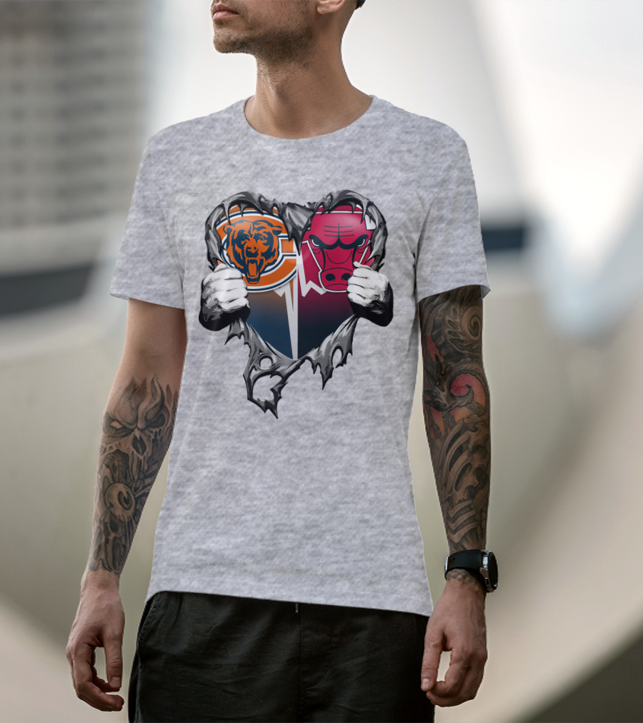 Chicago Bears And Bulls Heart Tear T-Shirt