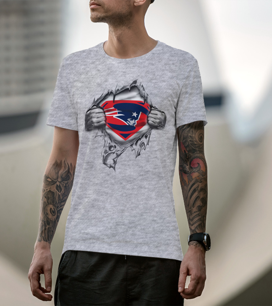 Super Hero Patriots Fan Logo Ripped Chest T-Shirt