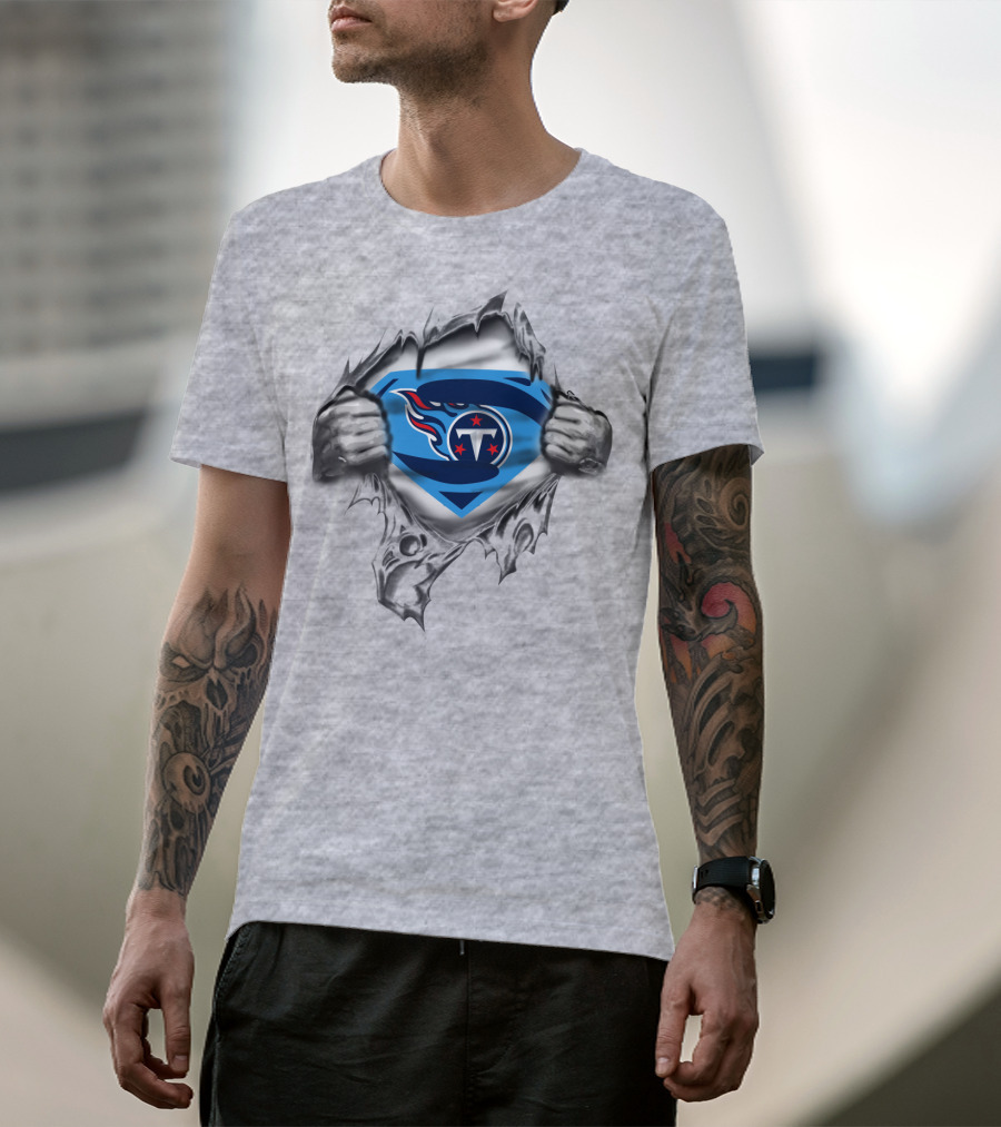 Superman Tennessee Titans Logo Fan Gear T-Shirt