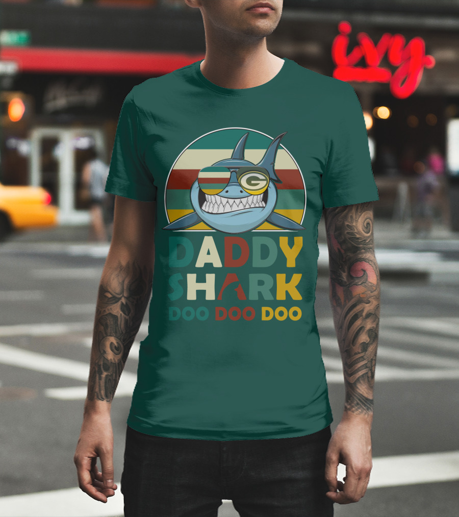 Daddy Shark Green Bay Packers Doo Doo Doo T-Shirt