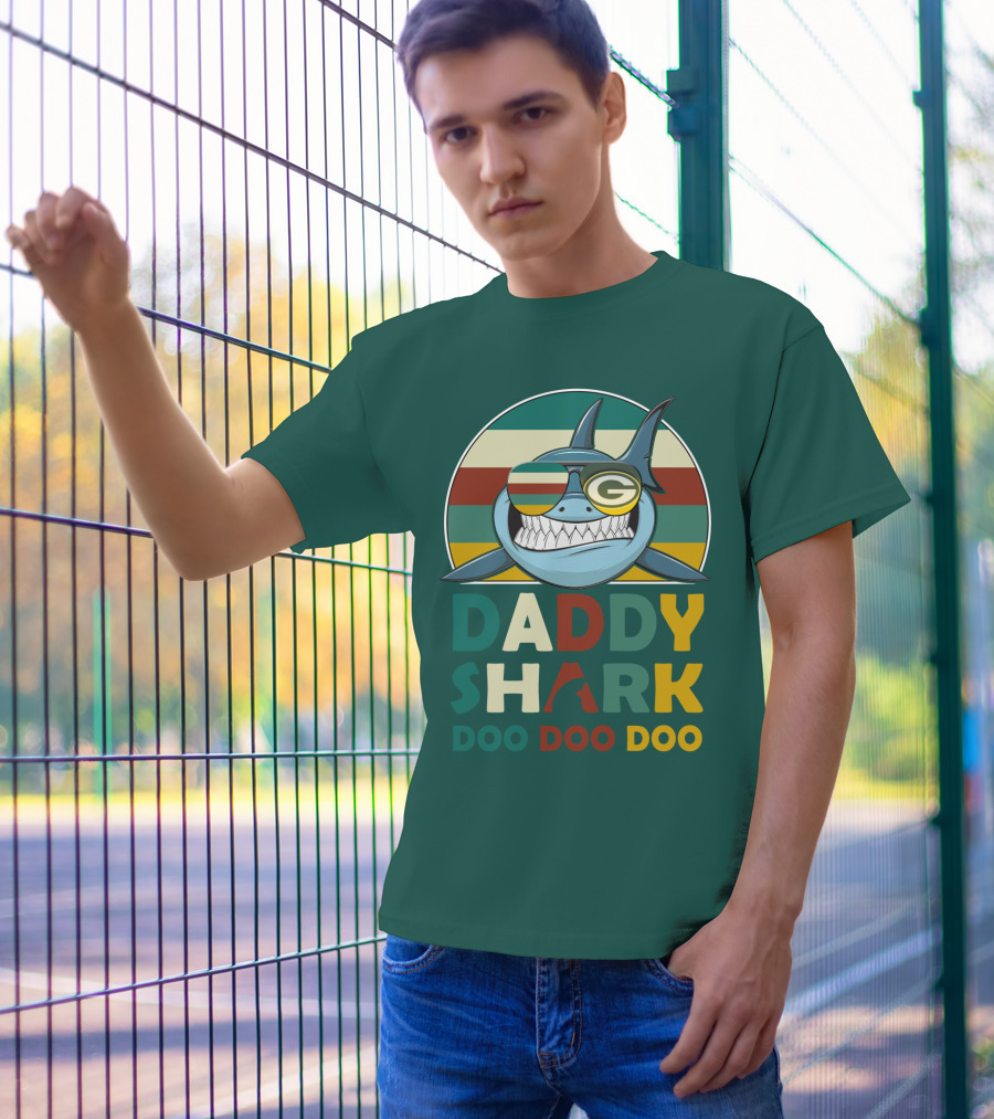 Daddy Shark Green Bay Packers Doo Doo Doo T-Shirt