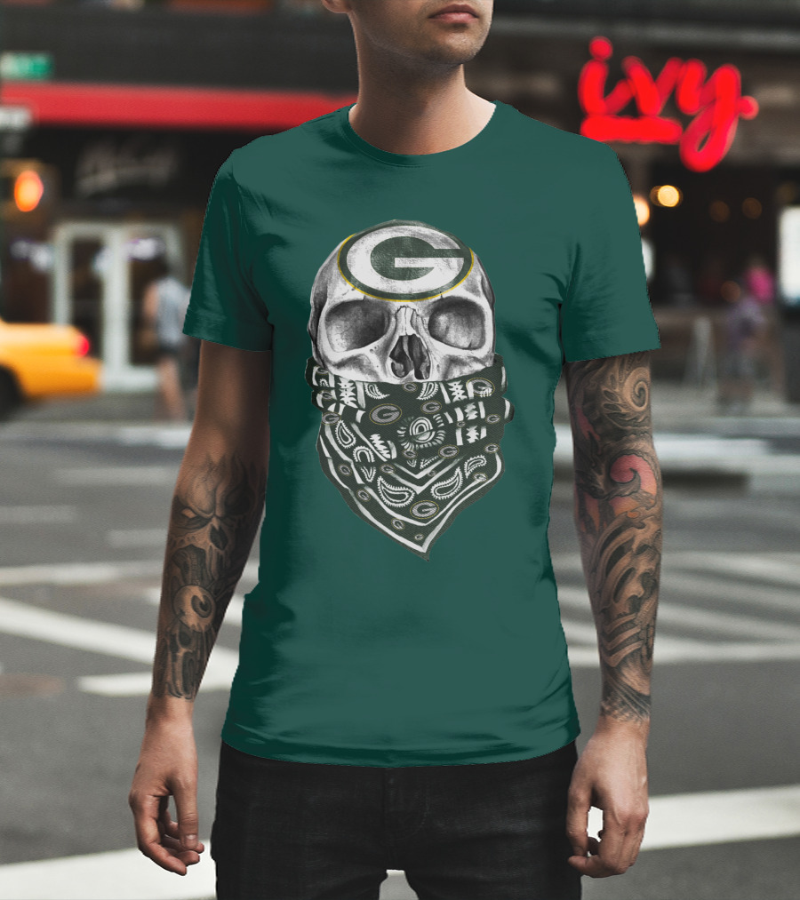 Green Bay Packers Skull With Bandana Featuring T-Shirt