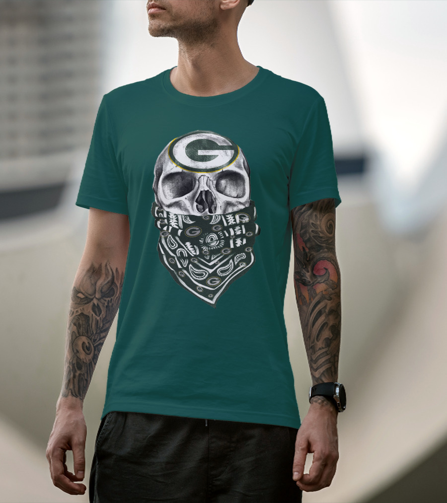 Green Bay Packers Skull With Bandana Featuring T-Shirt