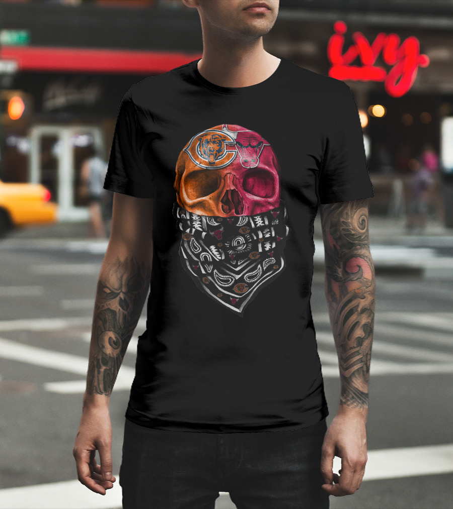 Chicago Bears And Bulls Skull With Bandana T-Shirt