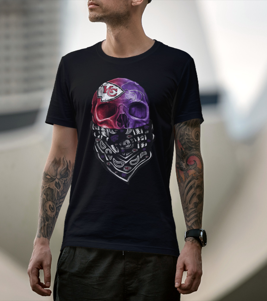 Kansas City Chiefs And New Orleans Saints Skull Bandana Sku 038 T-Shirt