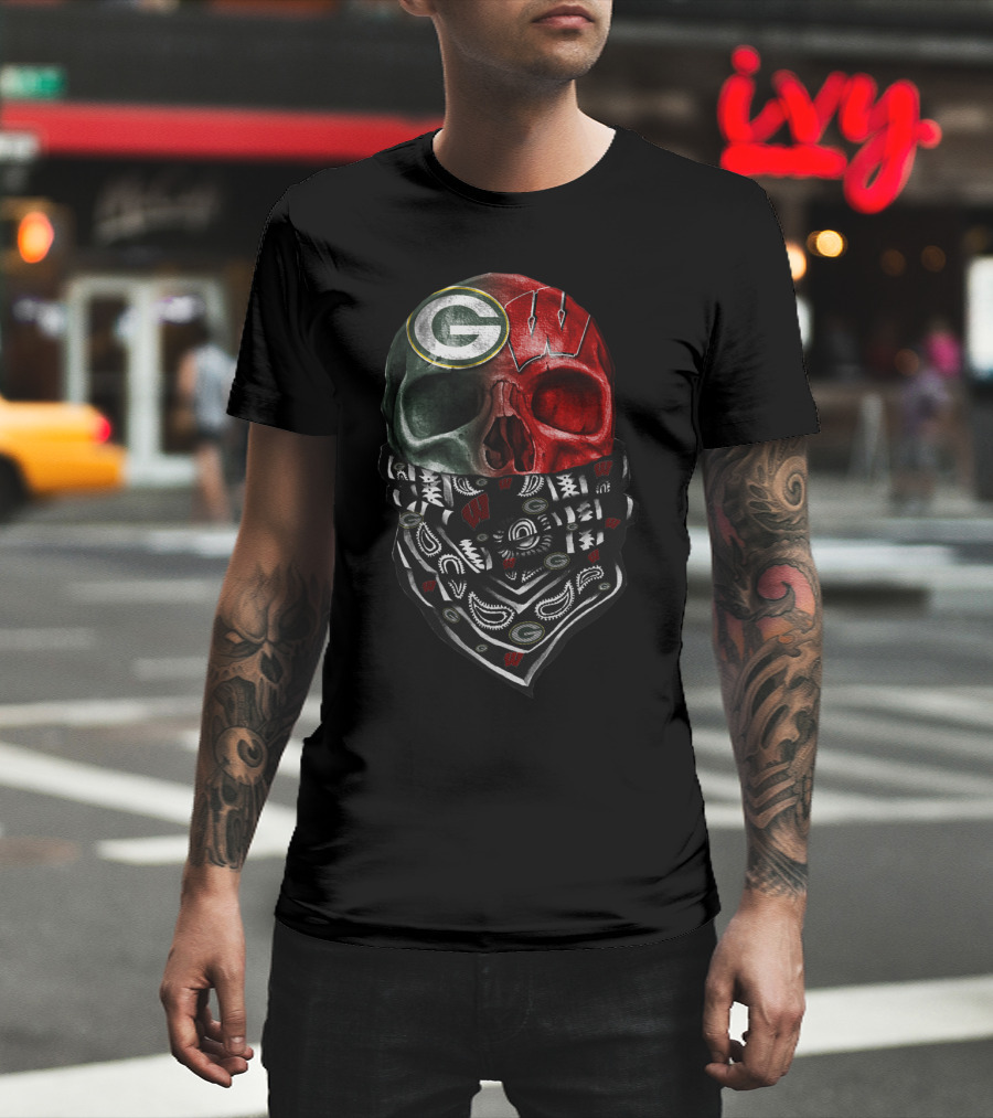 Green Bay Packers Wisconsin Badgers Skull Bandana T-Shirt