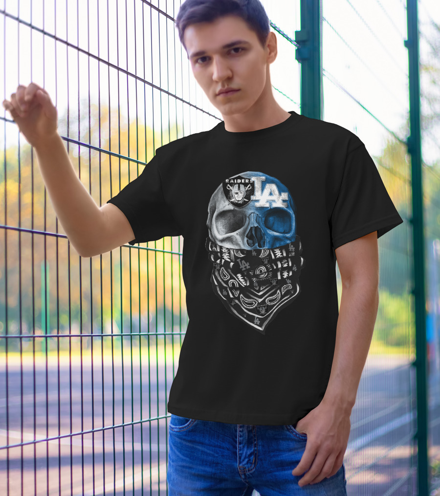 Raider La Bandana Skull T-Shirt