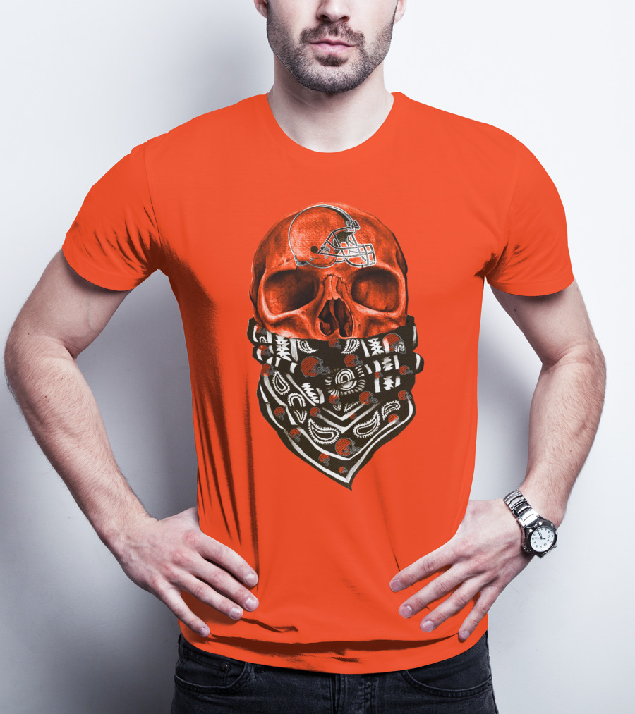 Cleveland Browns Skull With Helmet And Bandana T-Shirt