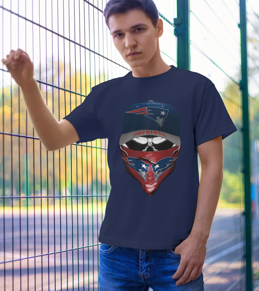 New England Patriots Cap And Skull Bandana T-Shirt