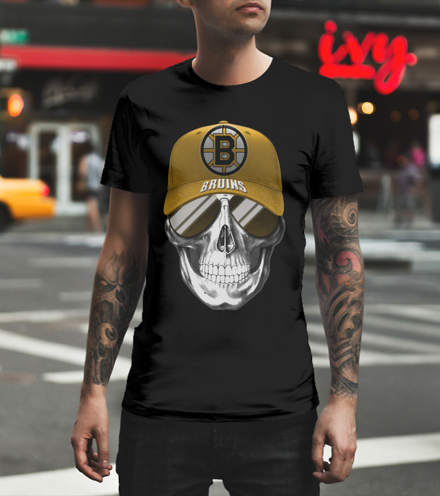 Boston Bruins Skull Cap With Hockey T-Shirt