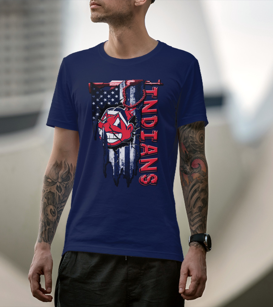 Cleveland Indians Vintage Chief Wahoo With American Flag And Red Chain T-Shirt