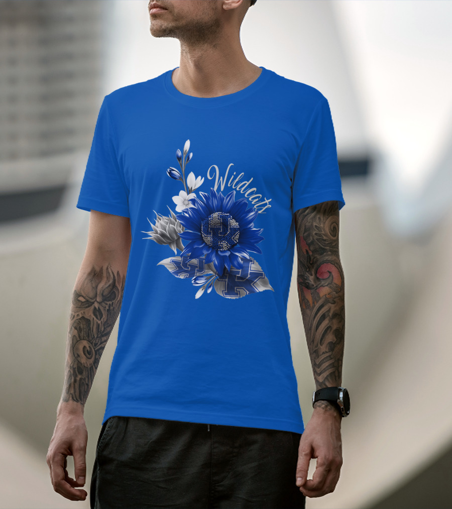 Wildcats Kentucky Blue Flowers K T-Shirt