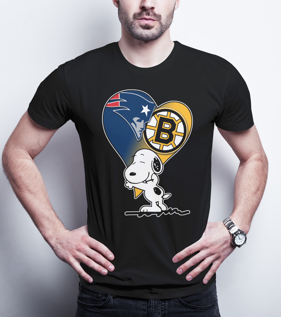 Patriots Bruins Snoopy Heart Hug T-Shirt