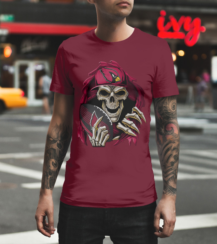 Arizona Cardinals Skull Holding Football T-Shirt