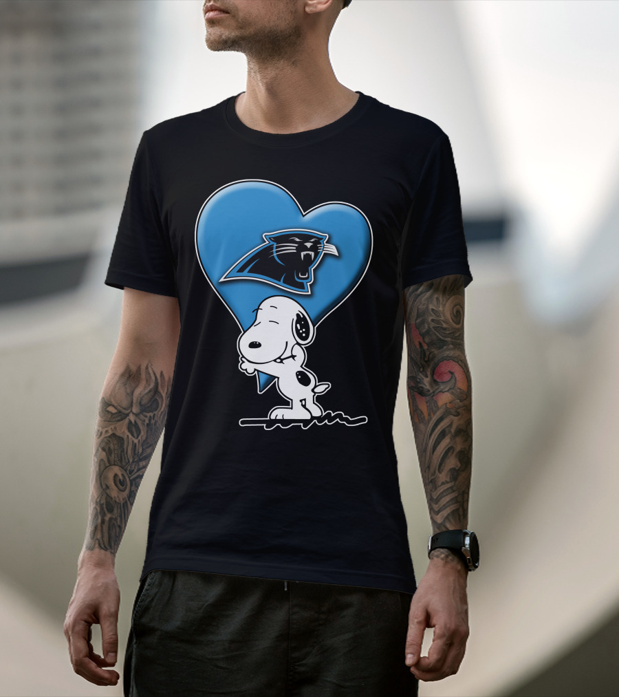 Snp V1 Carolina Panthers Love Snoopy Hugging Blue Heart T-Shirt