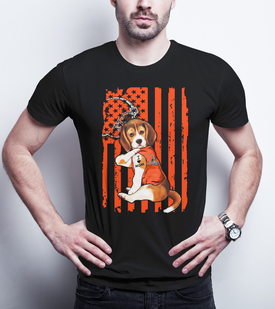 Beagle I Love Mom Cleveland Browns Football Helmet And Stripes T-Shirt