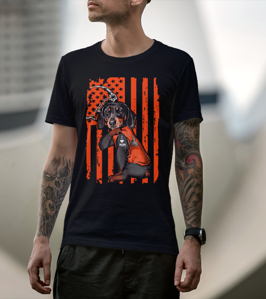 Dachshund I Love Mom Cleveland Browns Pawprint And Helmet Icon Orange USA Flag T-Shirt