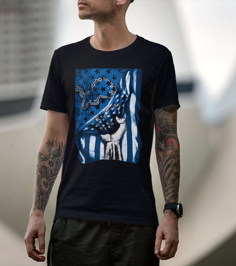 DETROIT LIONS American Flag Fist T-Shirt