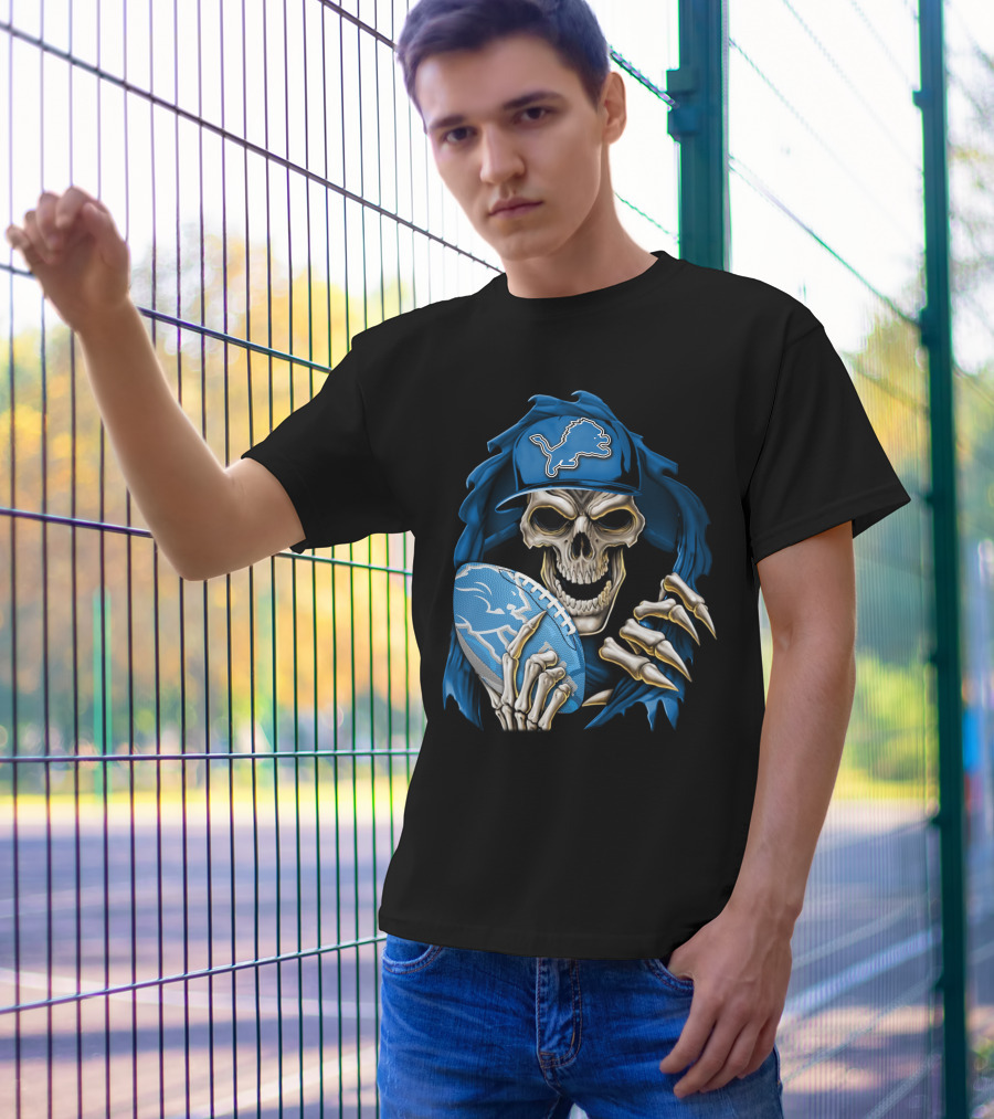 Skullbong Detroit Lions Skeleton With Football And Cap T-Shirt