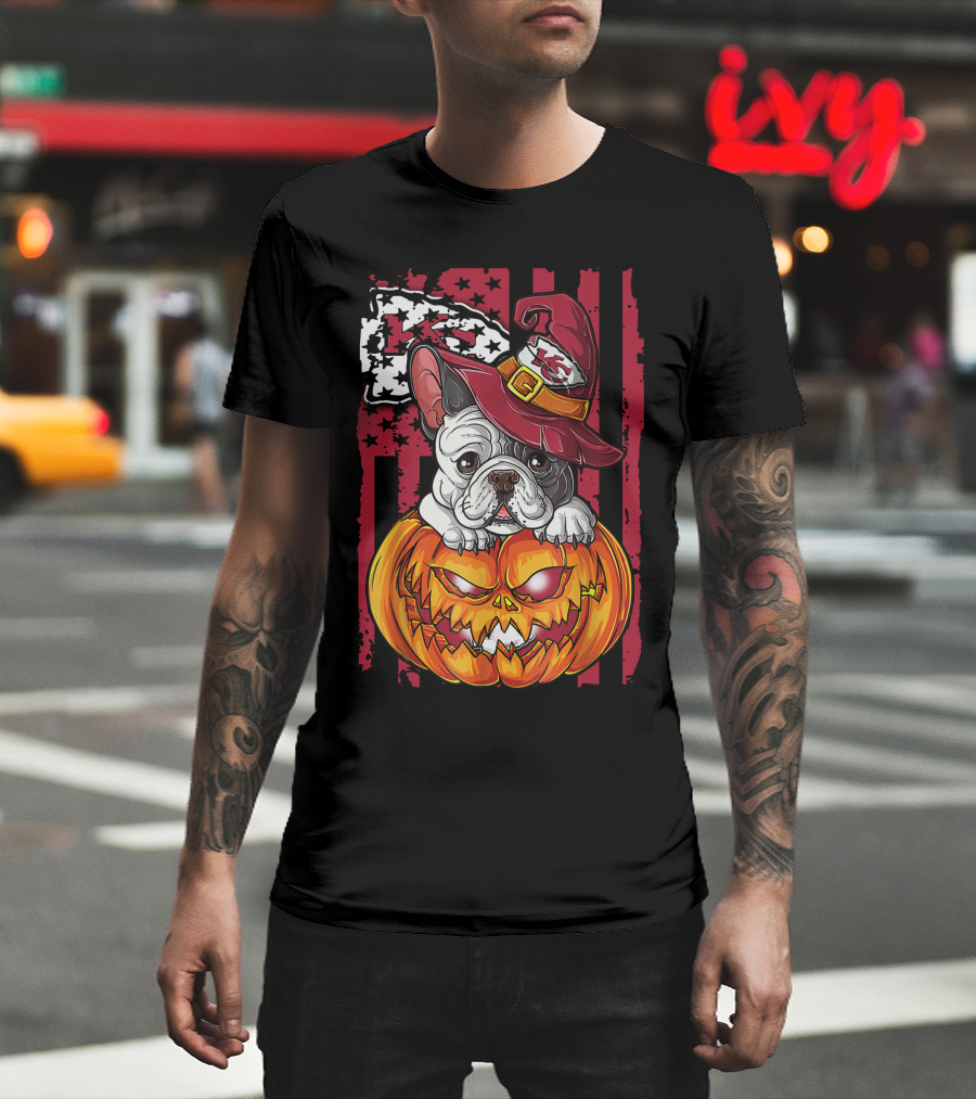 Hlw Bulldog Kansas City Chiefs Halloween Pumpkin Wizard Hat T-Shirt