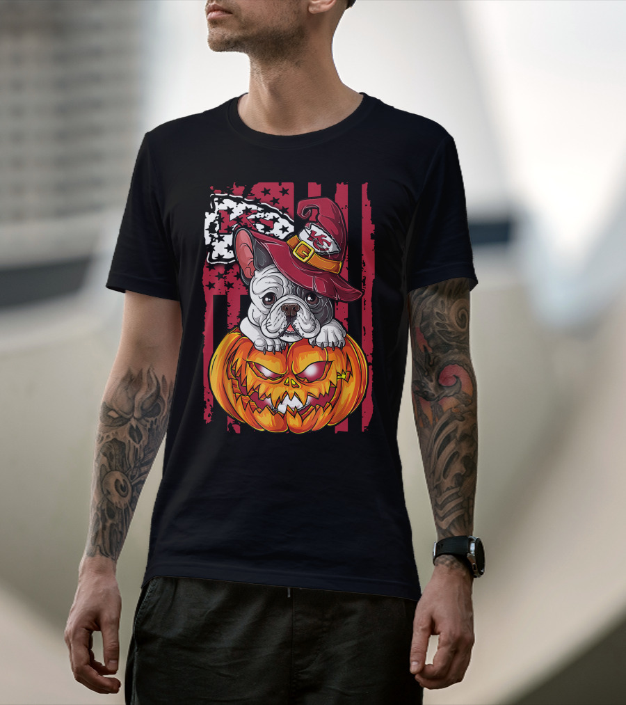 Hlw Bulldog Kansas City Chiefs Halloween Pumpkin Wizard Hat T-Shirt
