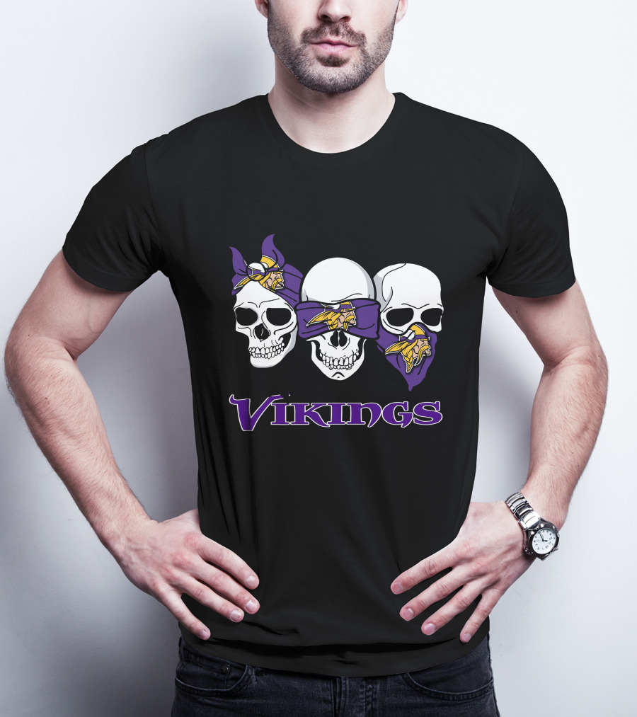 Vikings 3 Skull Bandana Purple Gold T-Shirt