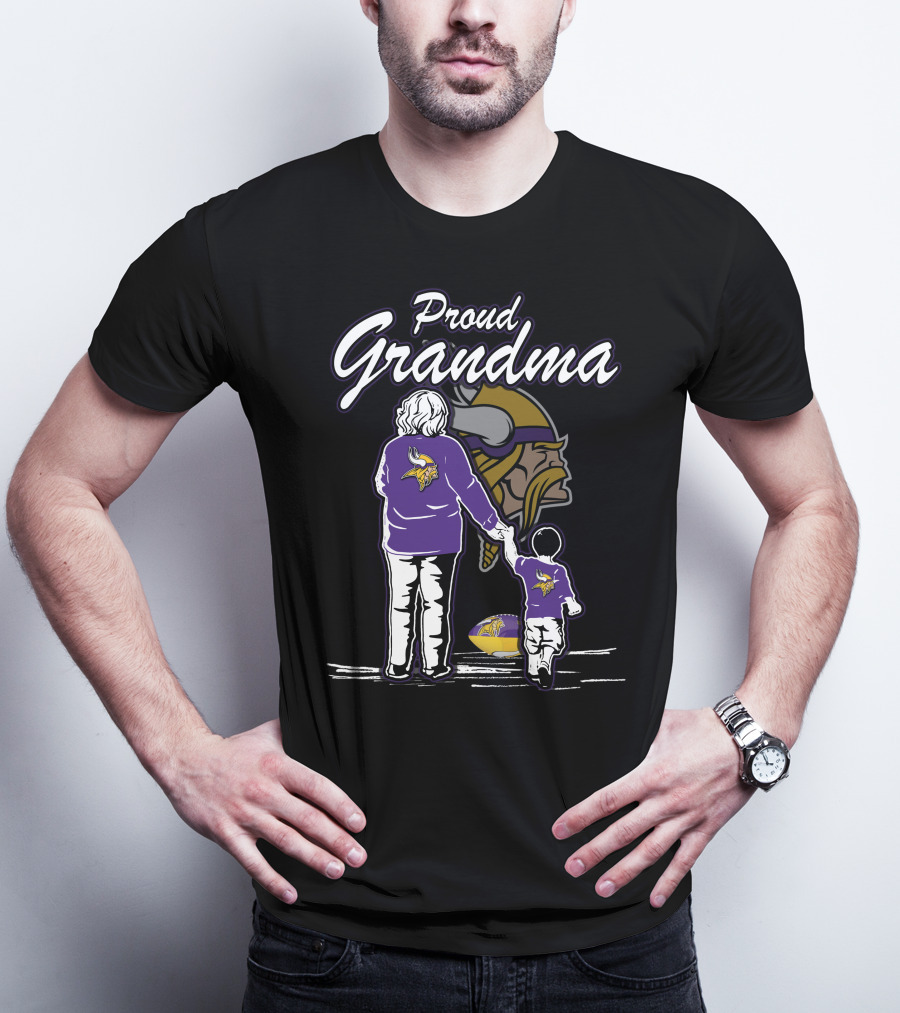Proud Grandma Minnesota Vikings Family Football Fan T-Shirt