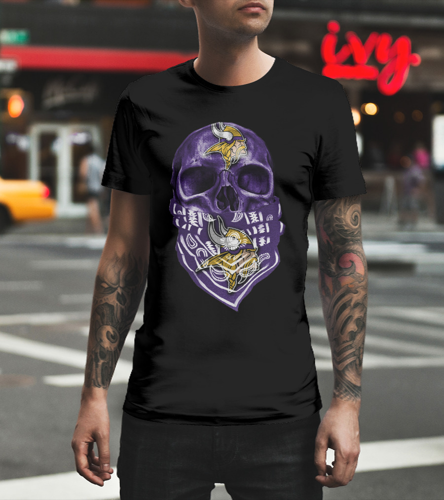 Skull Purple Bandana Minnesota Vikings NFL Football Team T-Shirt