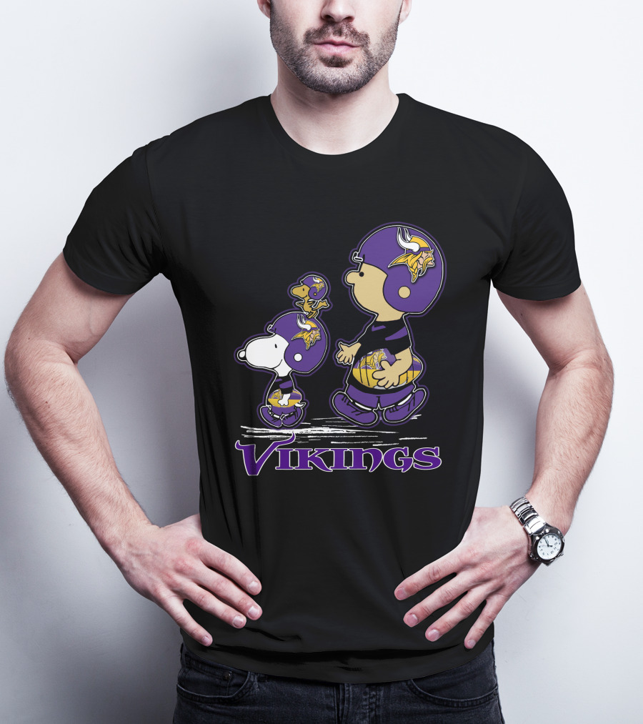 Snpfootball Minnesota Vikings Peanuts Characters Vikings Helmets T-Shirt