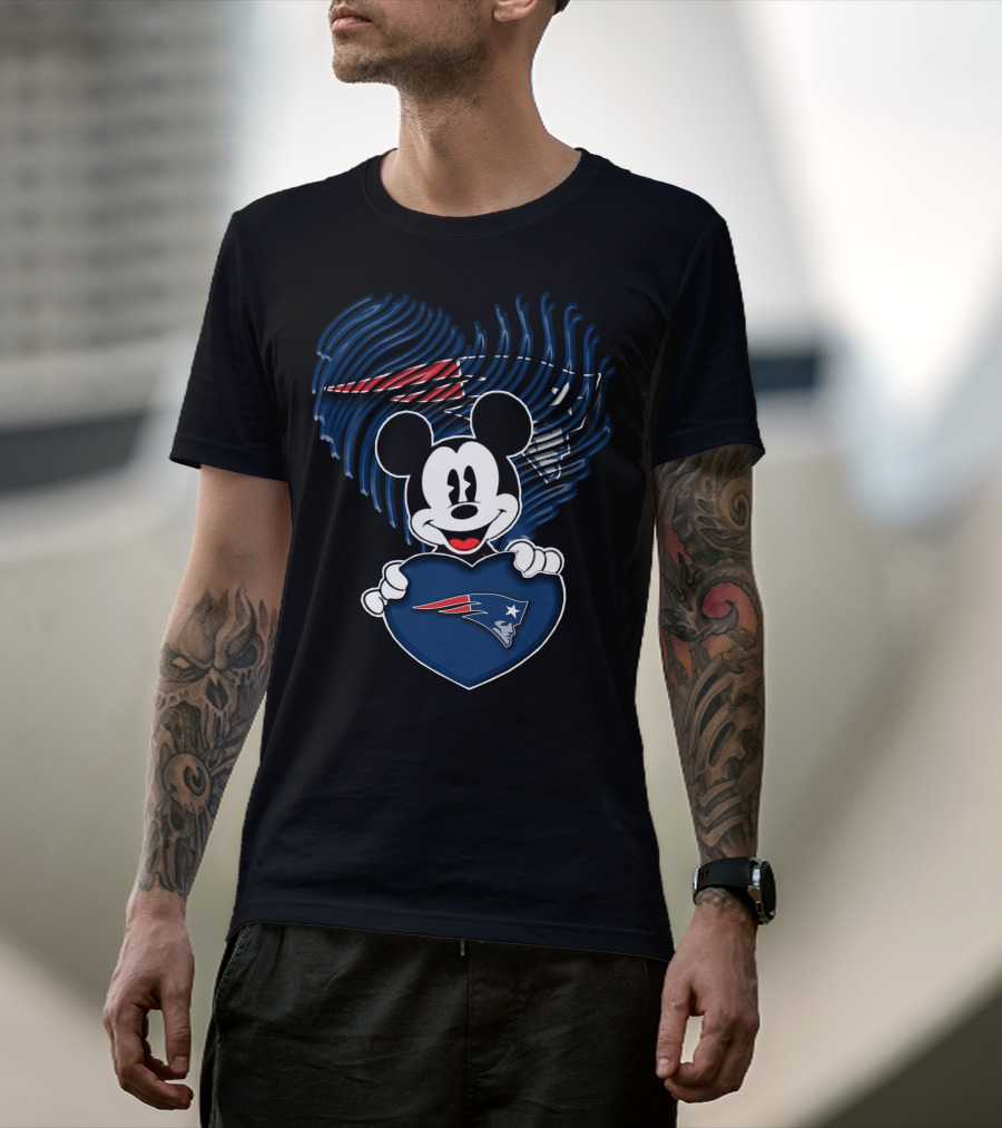 Mick Holding New England Patriots Heart With Fingerprint Background T-Shirt