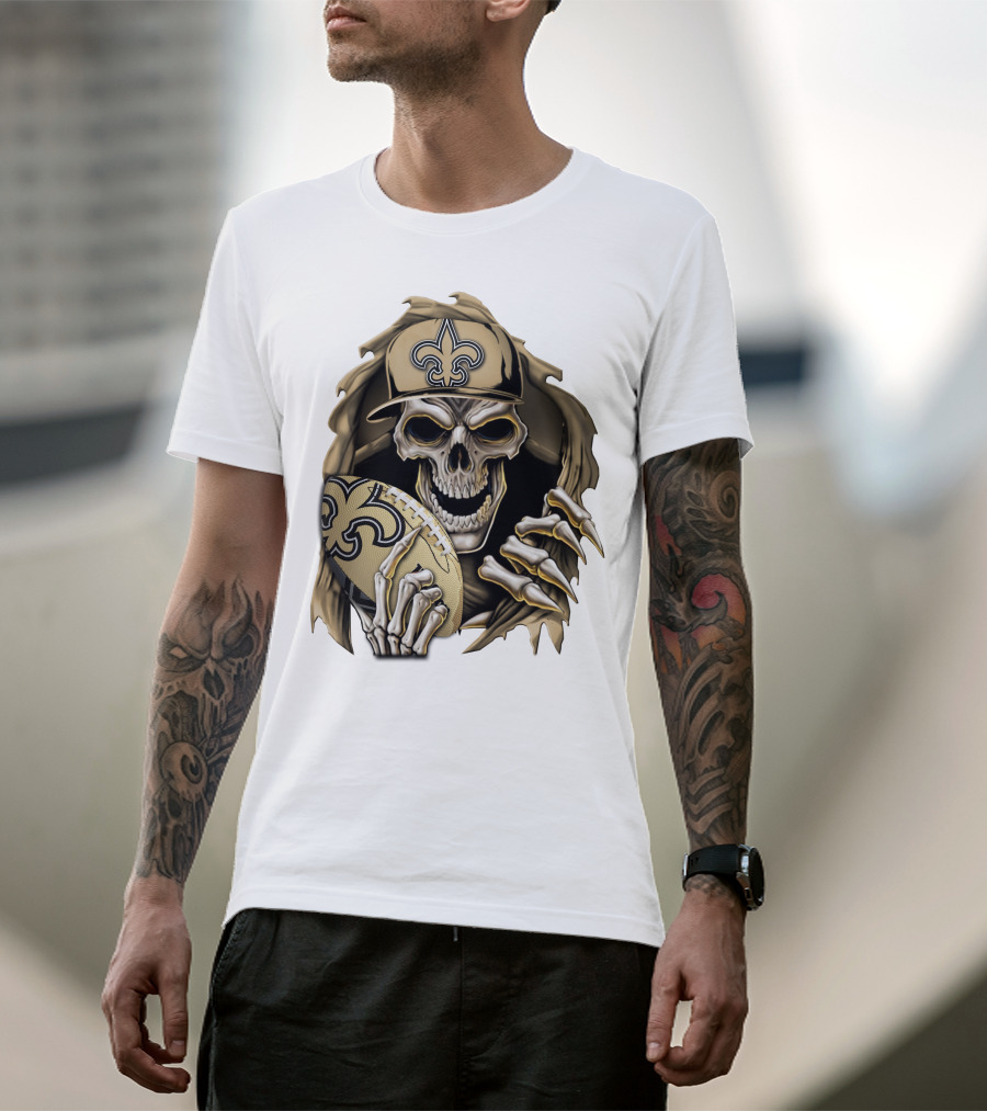 Skullbong New Orleans Saints Skeleton Holding Football With Fleur-de-Lis Cap T-Shirt