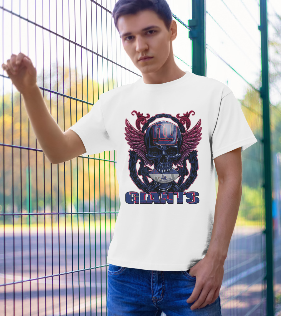 Skullfb New York Giants Winged Skull Design With Football Helmet And Chains T-Shirt