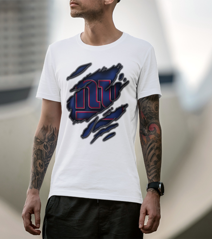 Torn V3 New York Giants Logo Rip Effect T-Shirt