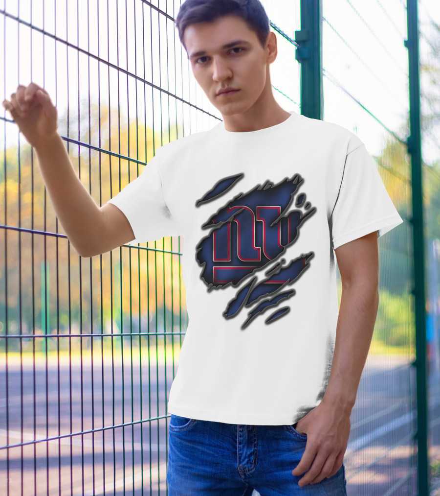 Torn V3 New York Giants Logo Rip Effect T-Shirt