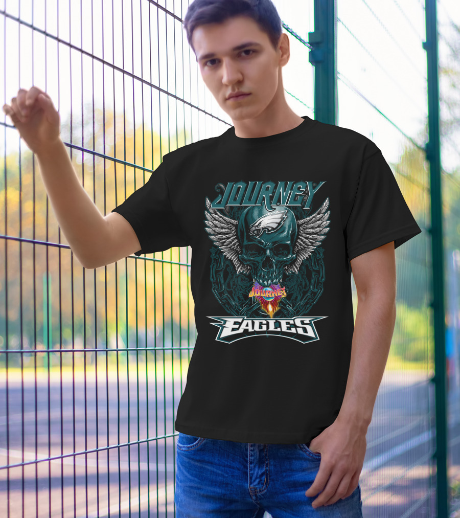 Journey Philadelphia Eagles Skull Wings Chain Football Fan T-Shirt