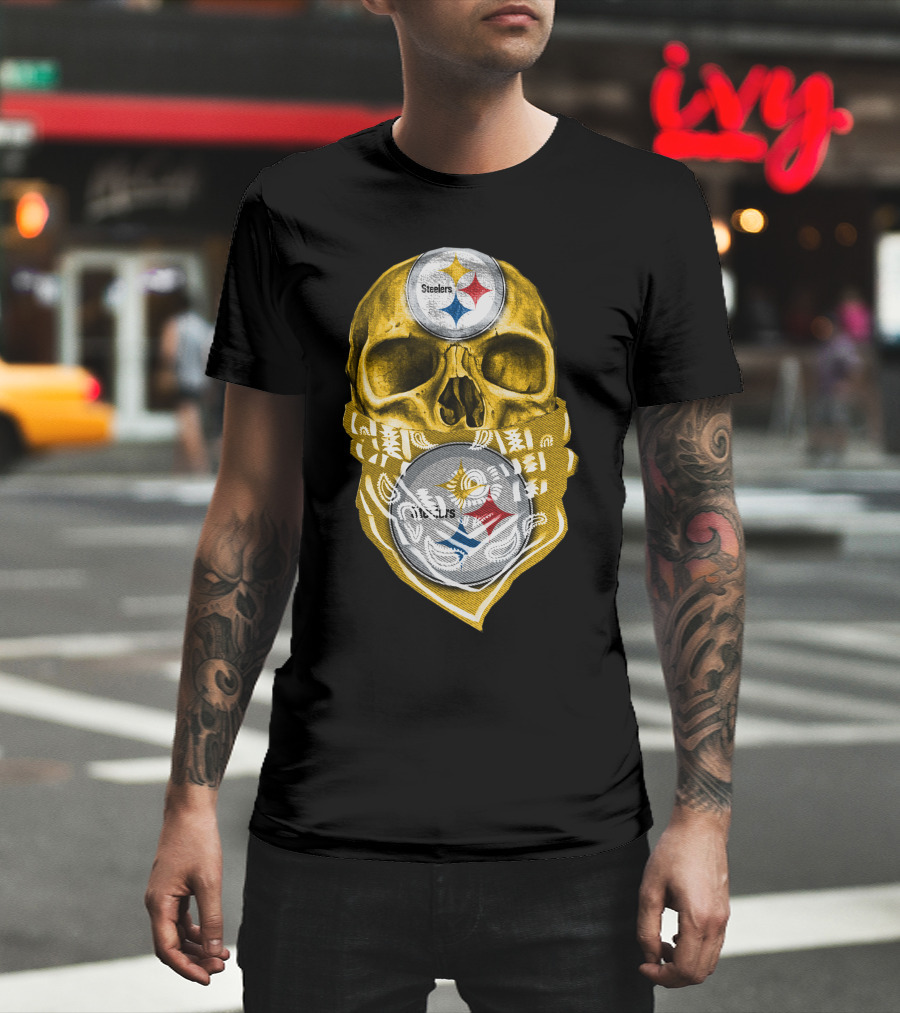 Skull V5 Steelers Bandana Logo Football Fan Gear T-Shirt