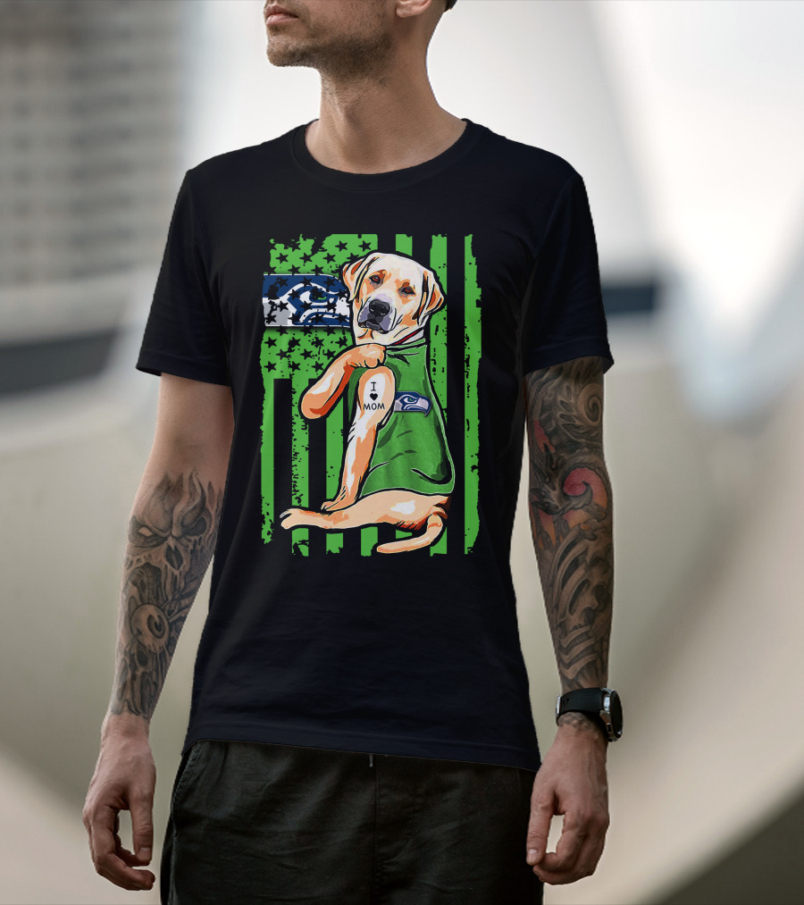 Labrador Retriever Seattle Seahawks Flag I Love Mom Tattoo T-Shirt
