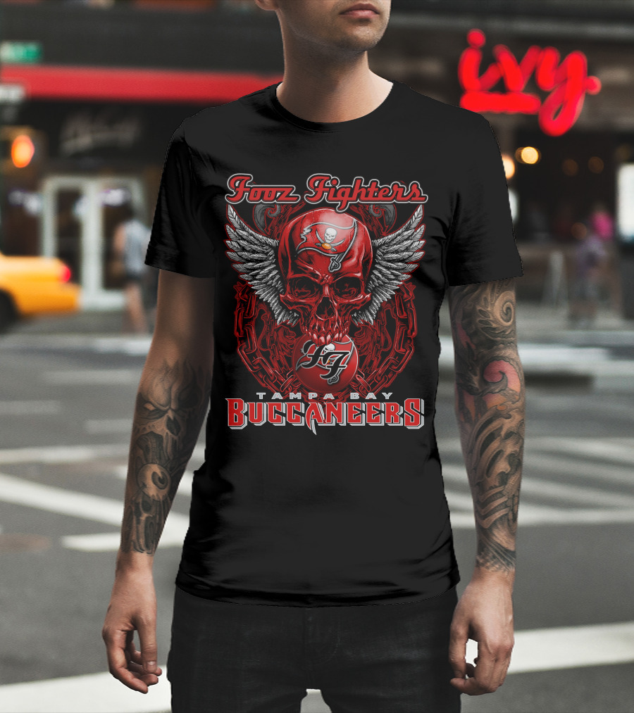 Fooz Fighters Tampa Bay Buccaneers Skull Wings T-Shirt