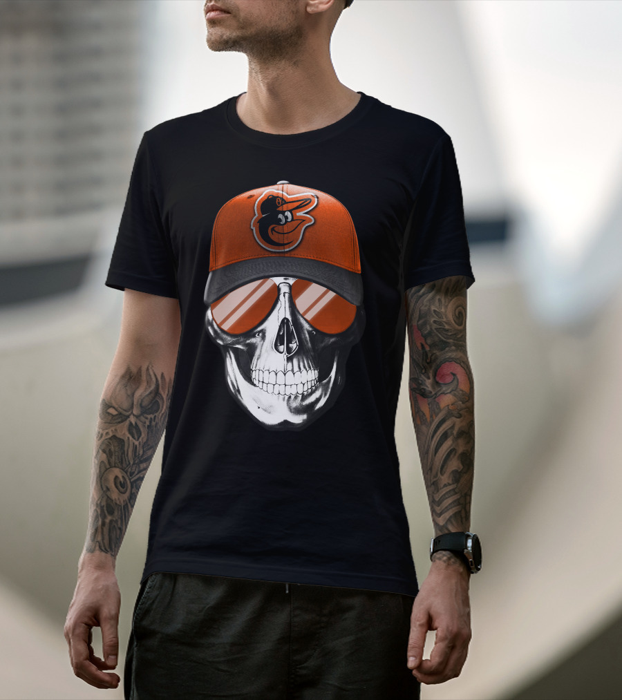 Skull V7 Baltimore Orioles Cap And Sunglasses T-Shirt