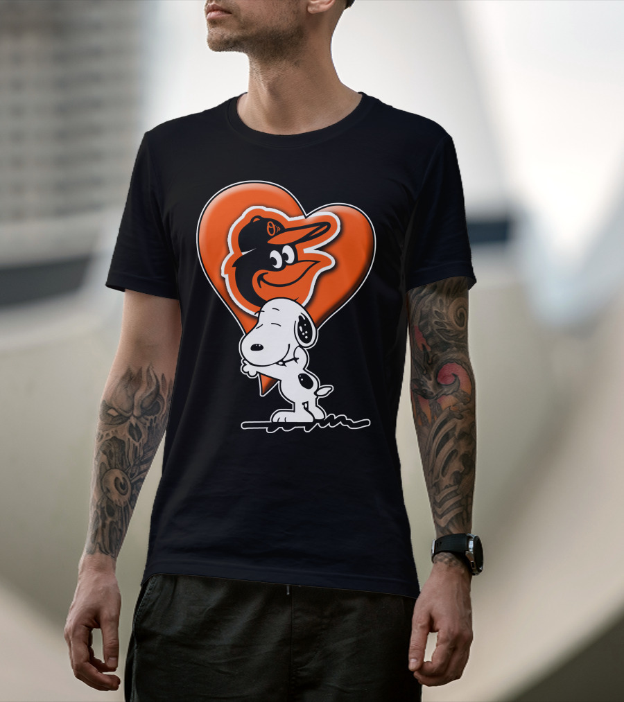 Snoopy Hugging Heart With Baltimore Orioles Bird T-Shirt