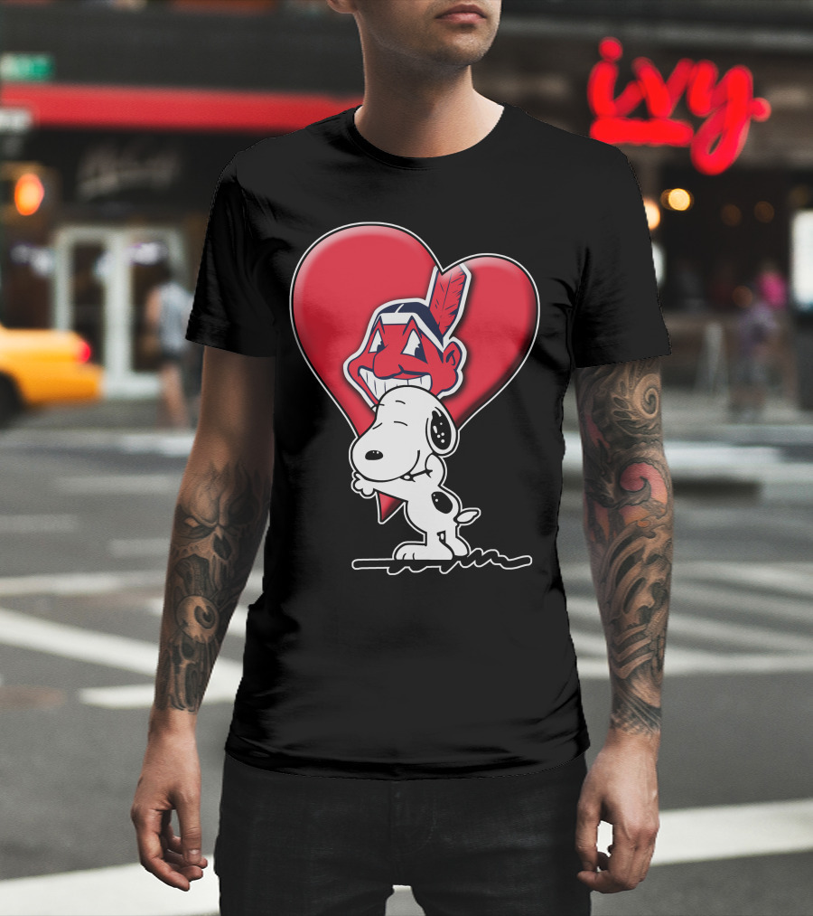 Snoopy Hugging Cleveland Indians Logo Heart T-Shirt