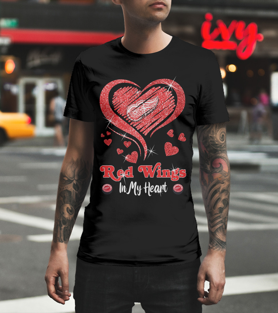 Red Wings In My Heart Detroit Love T-Shirt