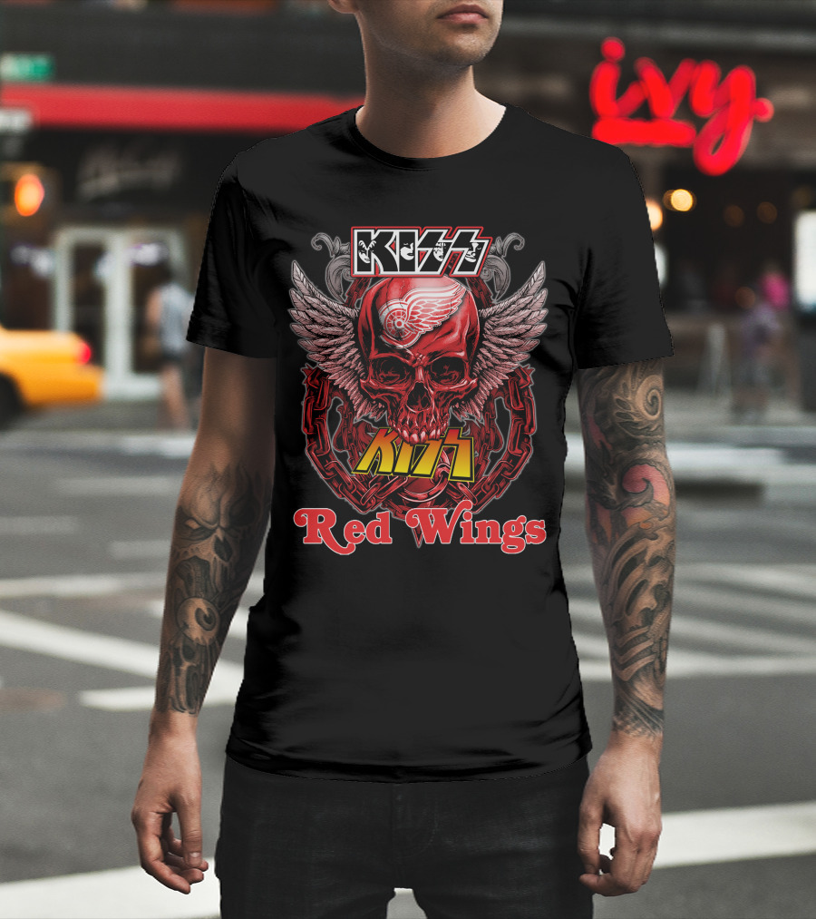 Kiss Detroit Red Wings Skull Wings Chain T-Shirt