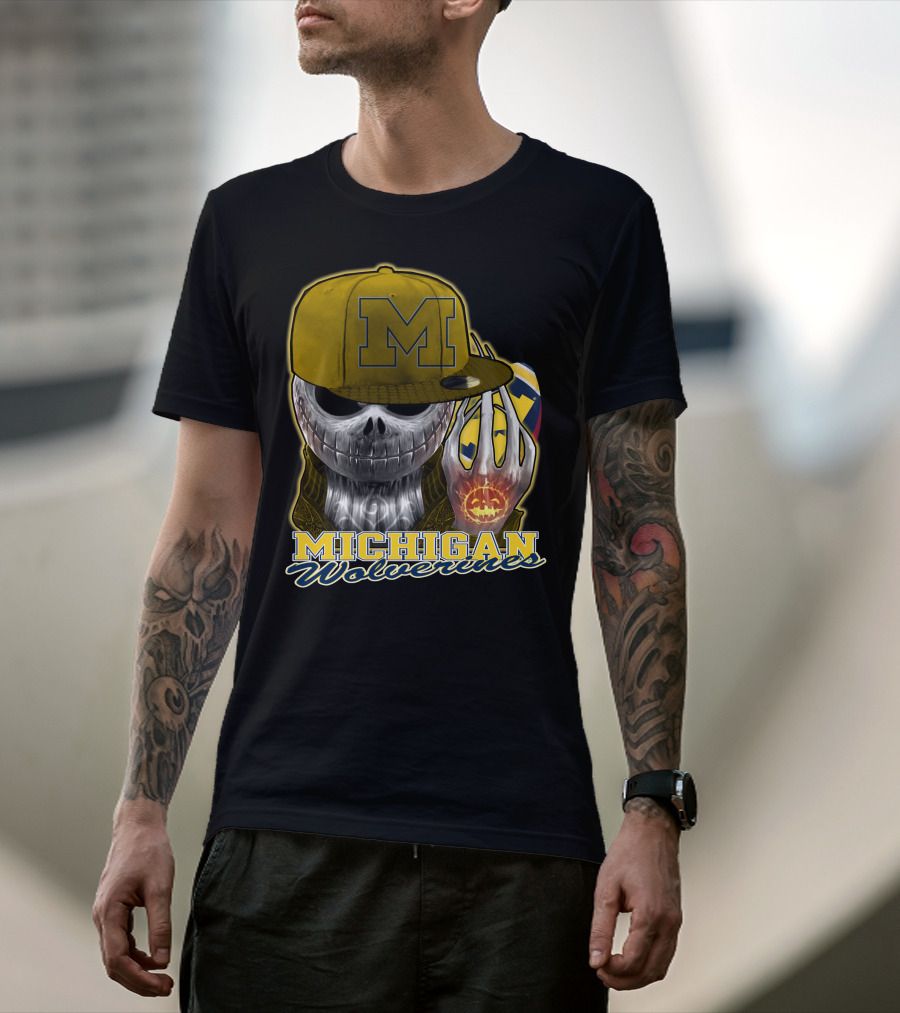Jackskull Michigan Wolverines Halloween Skull With Wolverine Colors And Cap T-Shirt