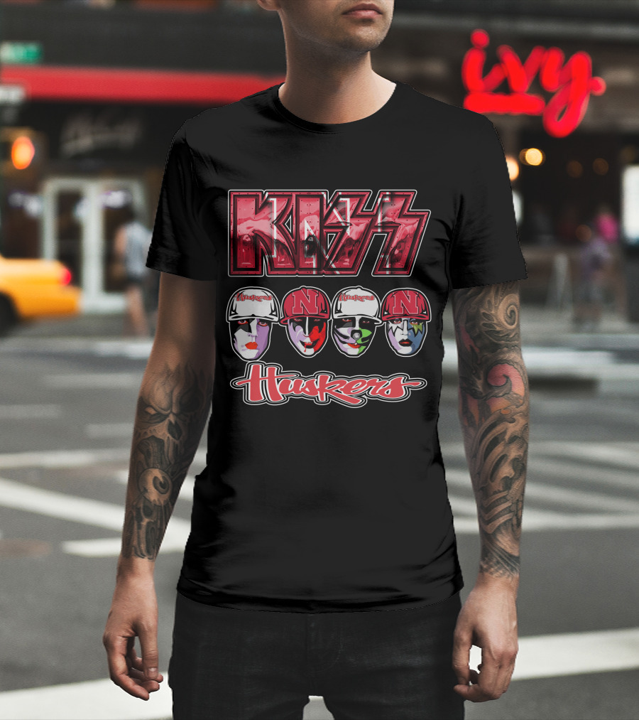 Kiss Nebraska Huskers N Cornhuskers Faces T-Shirt
