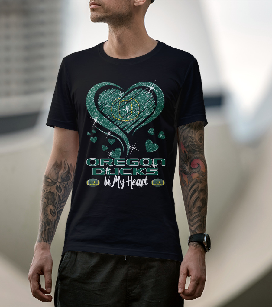 Oregon Ducks In My Heart Sparkling Green Hearts And Footballs T-Shirt