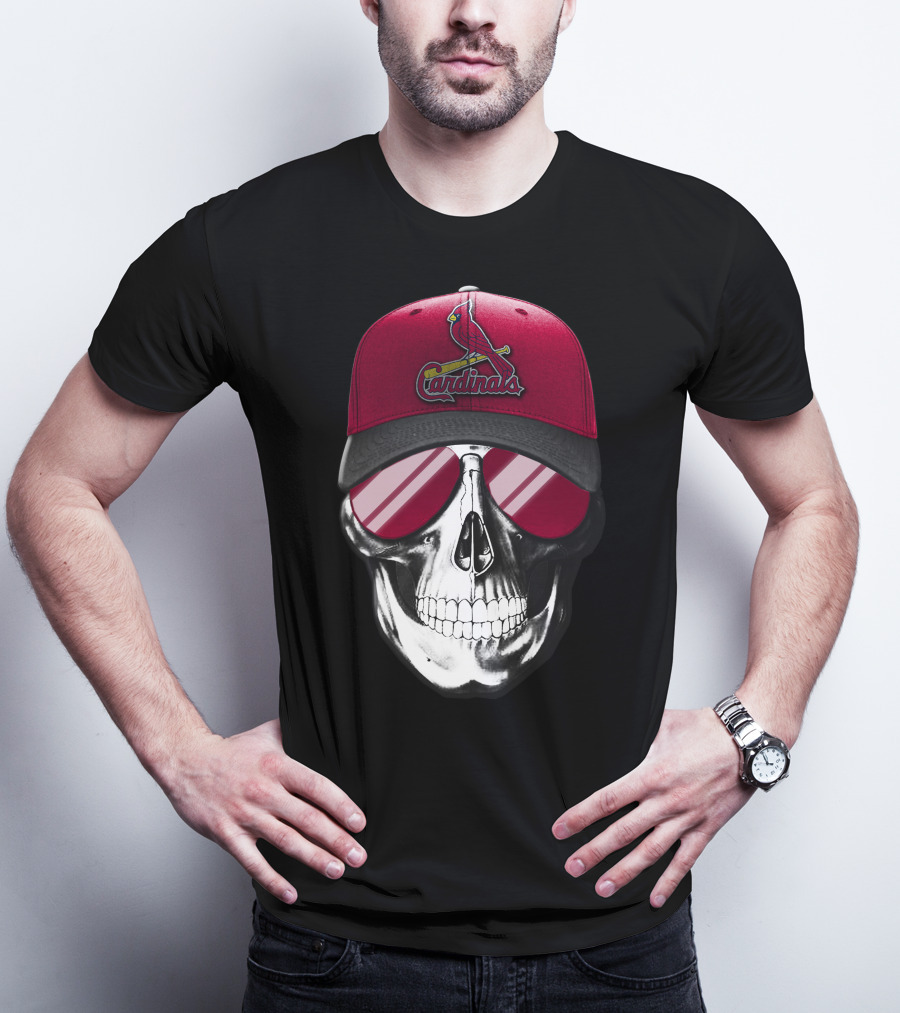 Skull With St. Louis Cardinals Cap And Sunglasses T-Shirt