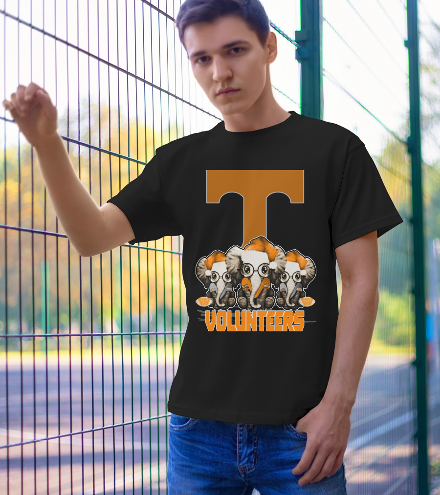Three Elephants With Santa Hats Tennessee Volunteers T-Shirt