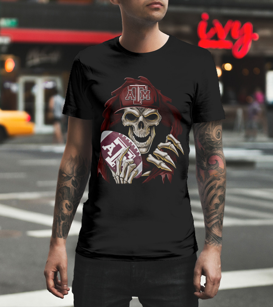 Skullbong Texas A&M Aggies Skeleton With Football And Cap T-Shirt