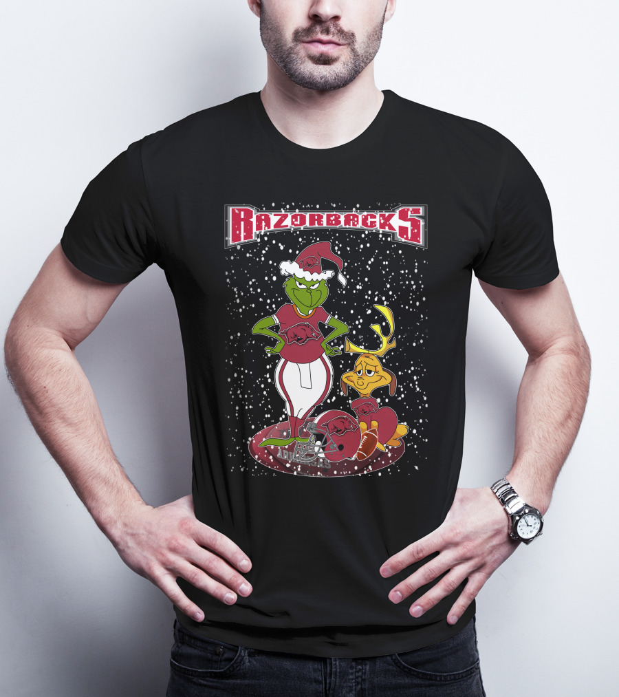 Grinchxmas Arkansas Razorbacks Snowy Holiday Scene T-Shirt
